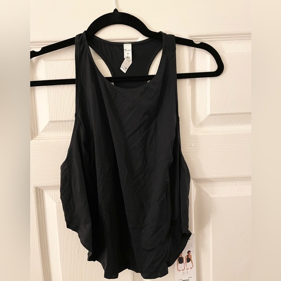 ALO Yoga | Tops | Alo Yoga Bend Tank | Poshmark